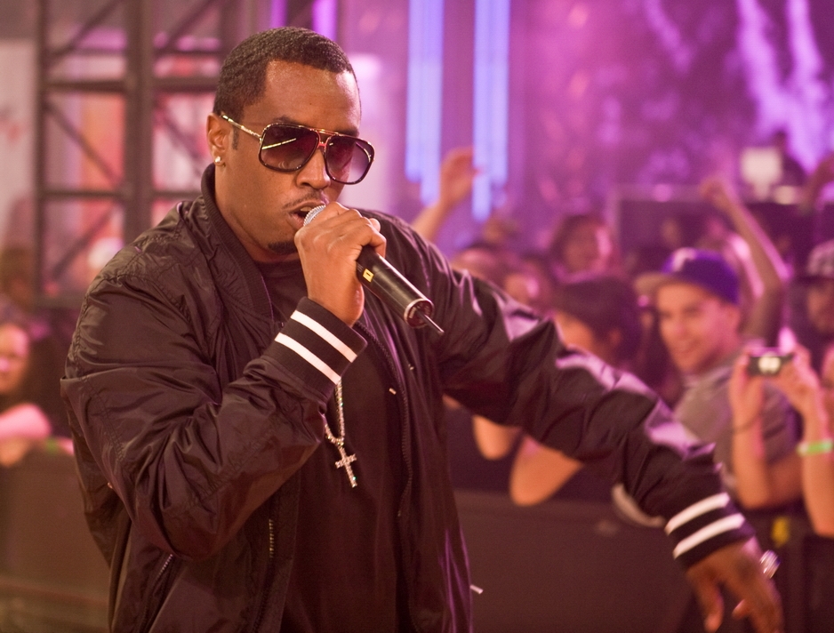 En prison pour 120 viols, le rappeur Puff Daddy ou le nouveau Jeffrey ...