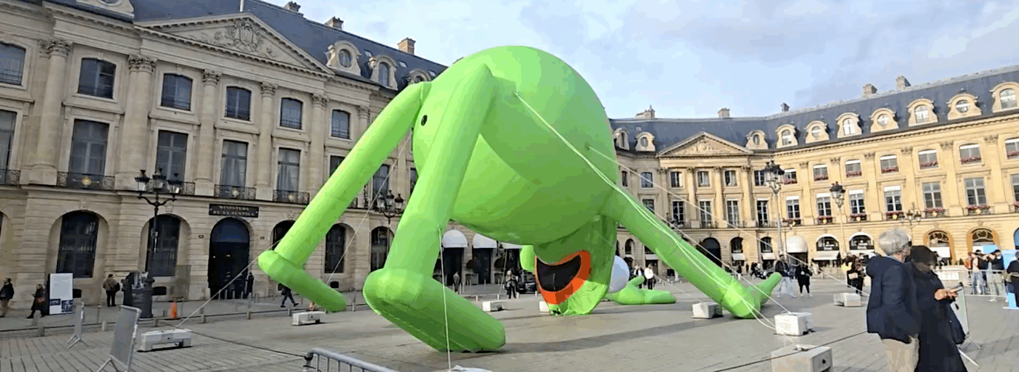 La France abandonne ses chefs-d'œuvre mais gagne une grenouille géante ...