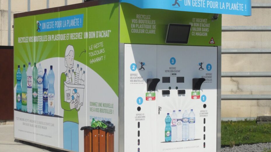 Consigne plastique : la nouvelle facture verte qui menace les Français ...